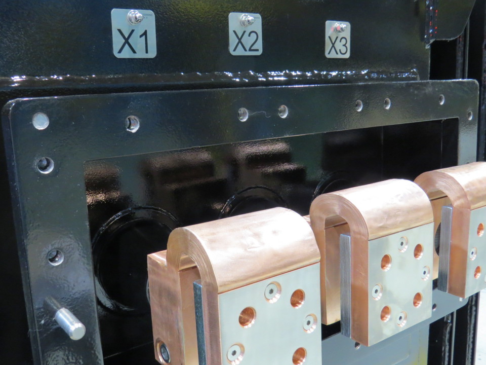 Three Phase Network Transformers | Carte International Inc.